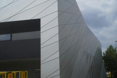 Blechfassade BVH „Kaspar Schulz“ — Deutsch