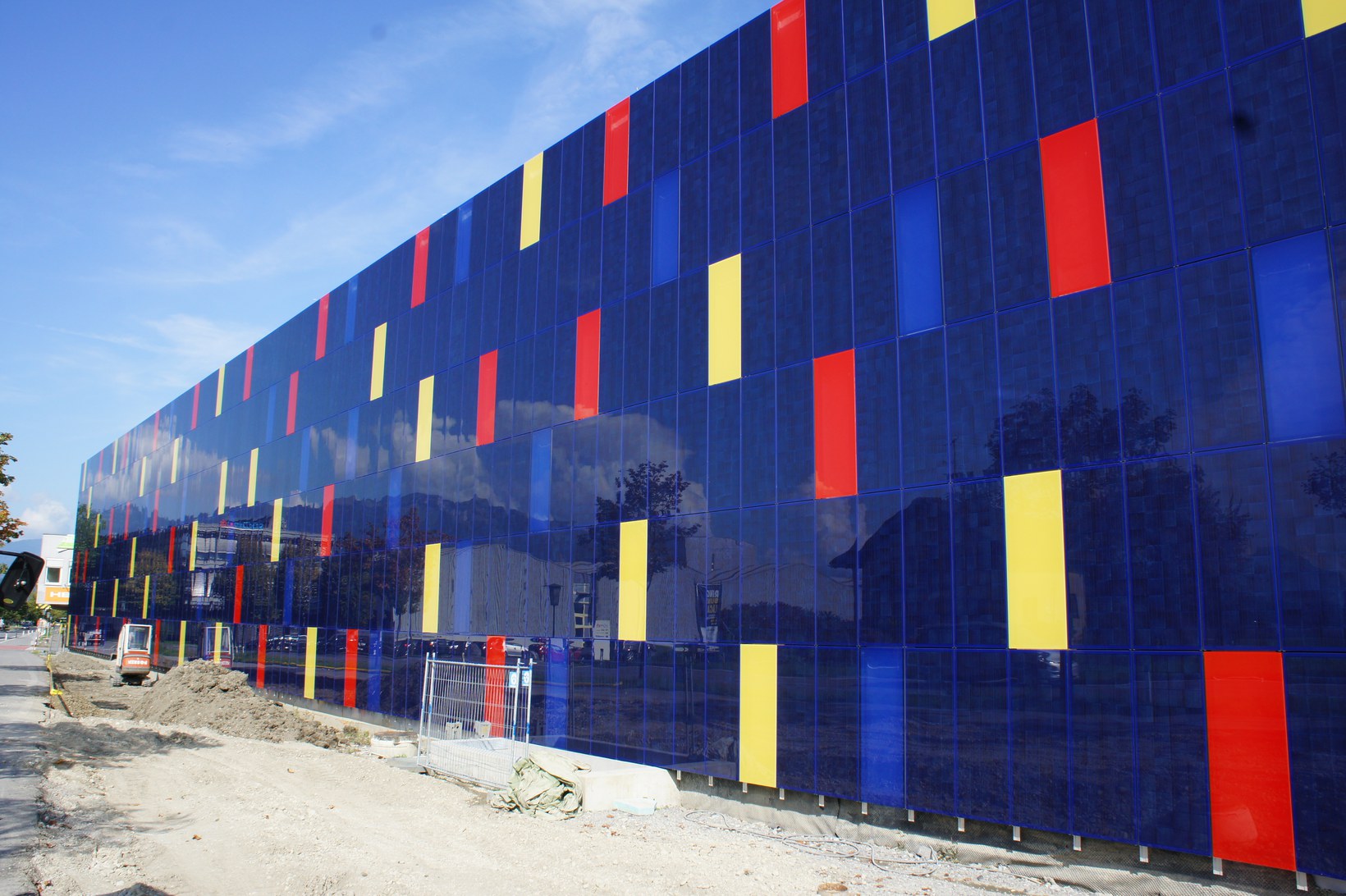 Omicron Campus — Deutsch